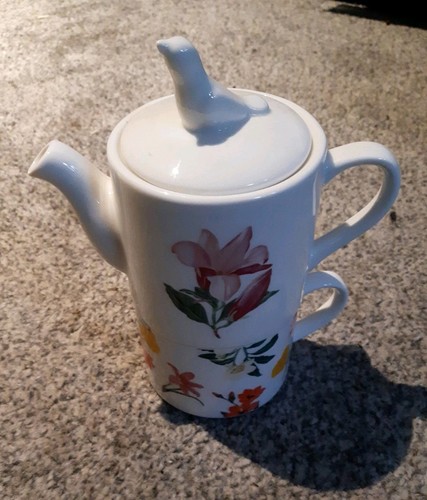 RHS Tea for One Gift Tea Set Cup Teapot Floral Bird Handle Excellent ...