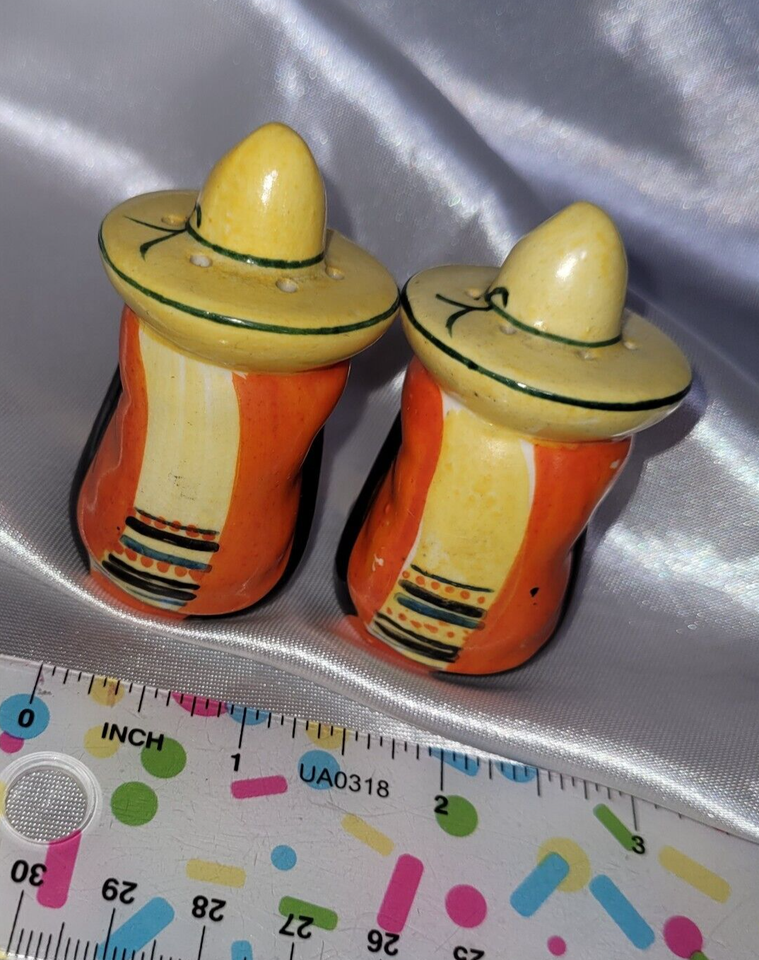 Vintage Hand Painted Mexican Sleeping Men Salt and Pepper Shakers ...