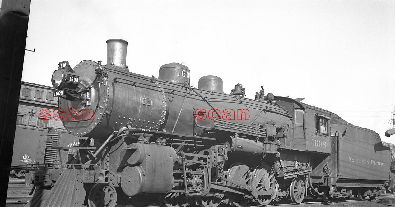 4D318 NEG/RP 1937 NORTHERN PACIFIC RAILROAD 2-8-2 LOCO #1608 ...