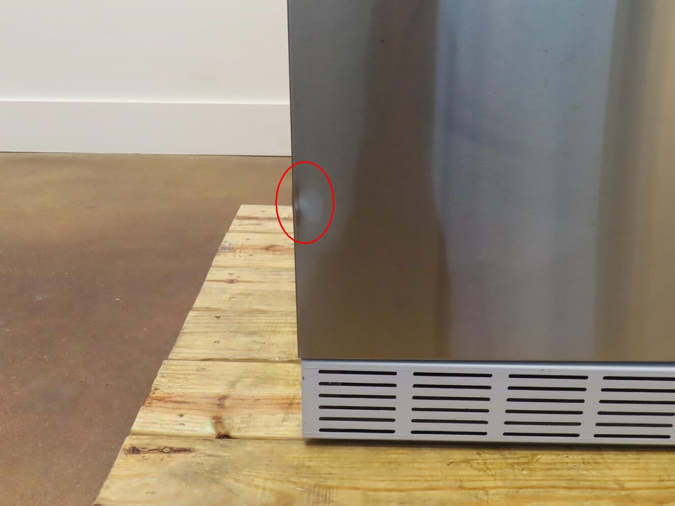 Broilchef Premium RF40D Stainless Steel 4.1 Cu.Ft. Outdoor Compact ...