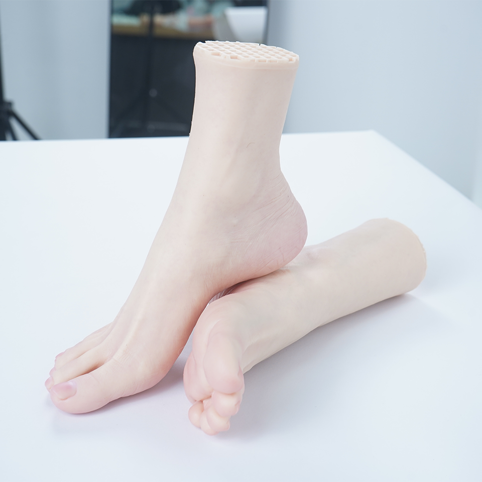 Realistic Silicone Female Foot Model Lifesize Mannequin Display Fake ...