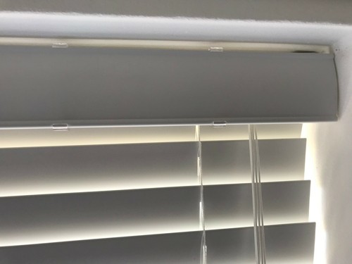 PELMET TRIM CLIPS FOR VENETIAN BLINDS VENETIAN BLIND PELMET VALANCE ...