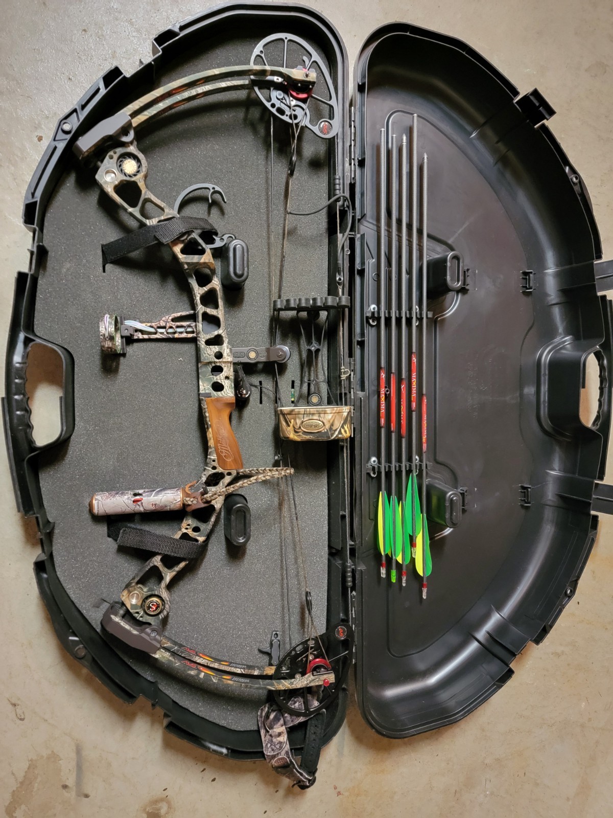 Mathews Monster 7 Compound Bow – Fast Hunting Bow – Right Hand | eBay