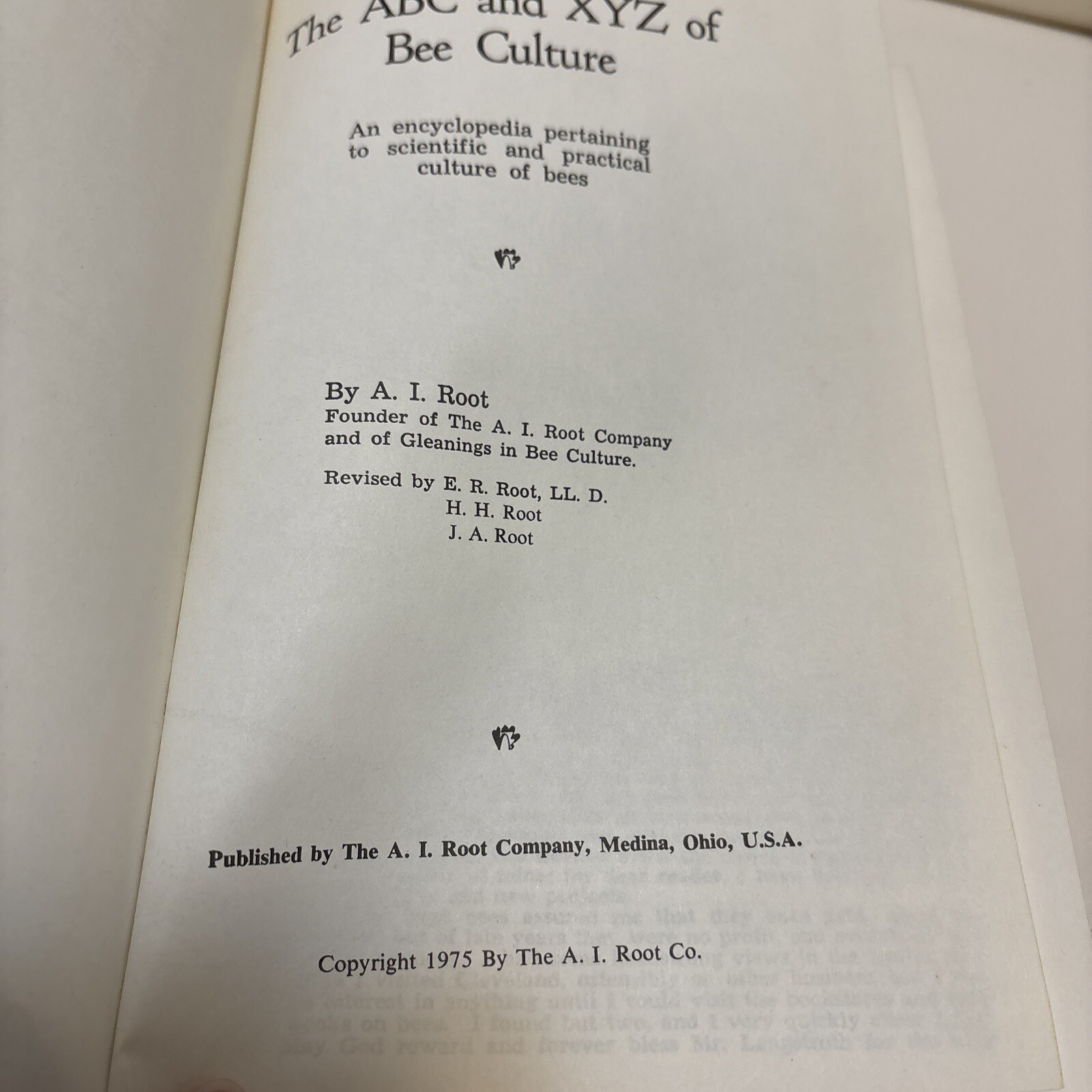 ABC and XYZ of Bee Culture A.I. Root Bee Library HC Book 36th Edition ...