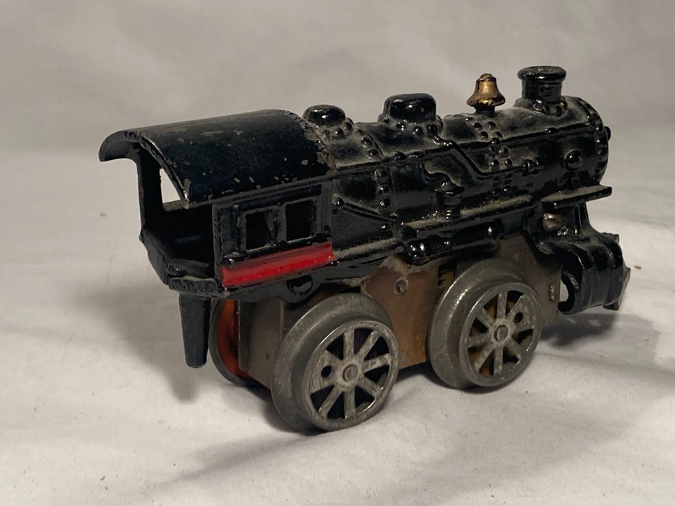 c1920s O gauge Hafner Cast Iron clock works windup Toy Train Locomotive ...