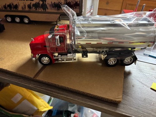 1/32 NEW RAY USED RED MACK CH OIL TANKER NO PACKAGING # B 412 | eBay