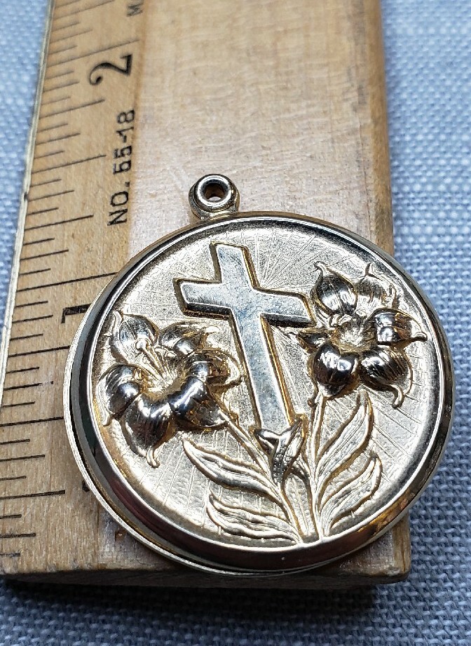 Vintage Pendant Medal Sliding Locket Cross Lord's Prayer Christian H39 ...