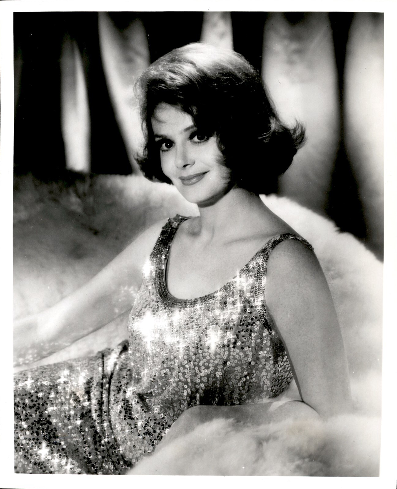 LG975 Original Rogers & Cowan Photo THE CARA WILLIAMS SHOW Glamorous ...