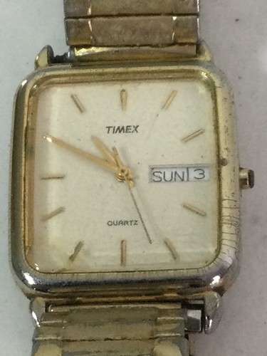 TIMEX 395 LA Cell T A9 Quartz Watch. Vintage. For Parts. See Photos ...