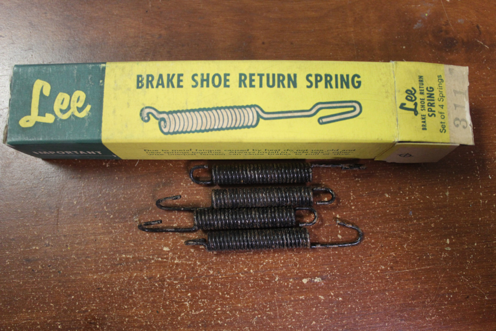 Lee Brake Shoe Return Spring Set of 4 - 311 (530*) | eBay