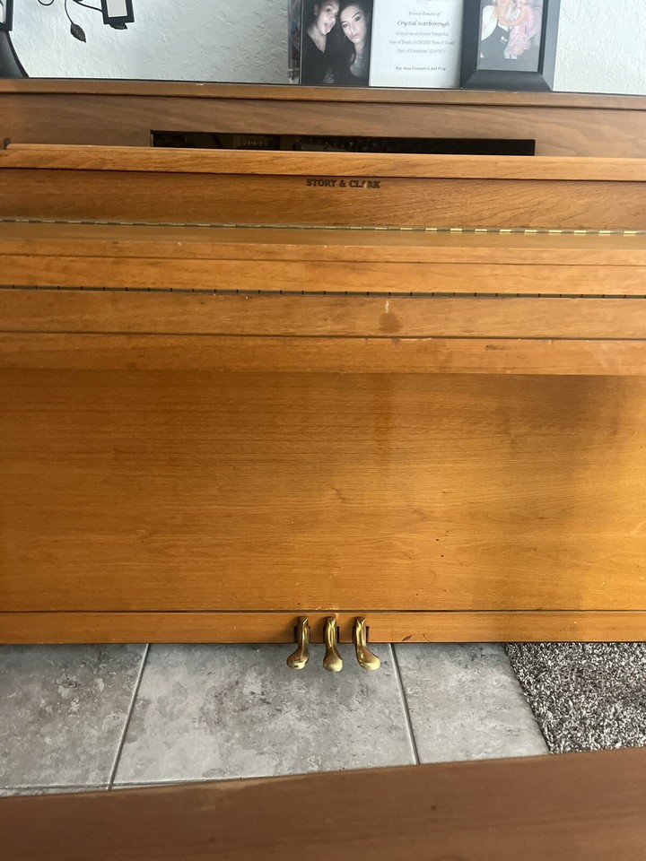 Story And Clark Piano | eBay