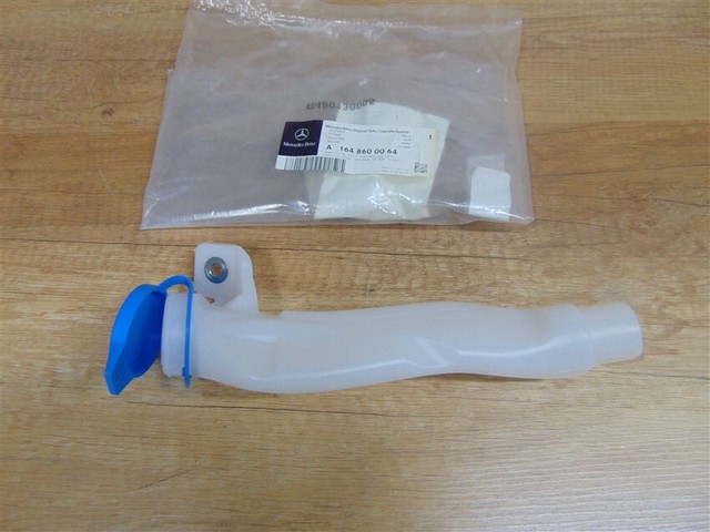 07 - 12 MERCEDES BENZ Gl450 Windshield Washer Wiper Reservoir ...
