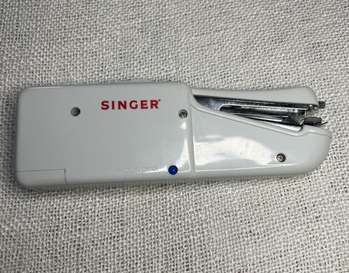 Singer Stitch Sew Quick Portable Compact Hand Held Sewing Machine Works ...