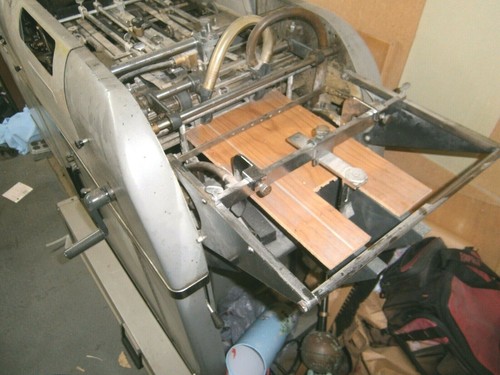 Multilith 1250 LW Offset Printing Press with Multi 1215 Chain Delivery ...