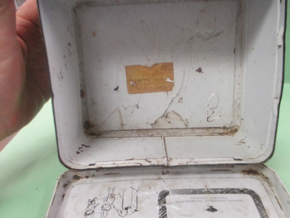 1969 The Wild Wild West Aladdin Metal Lunchbox - No Thermos Front Pic ...