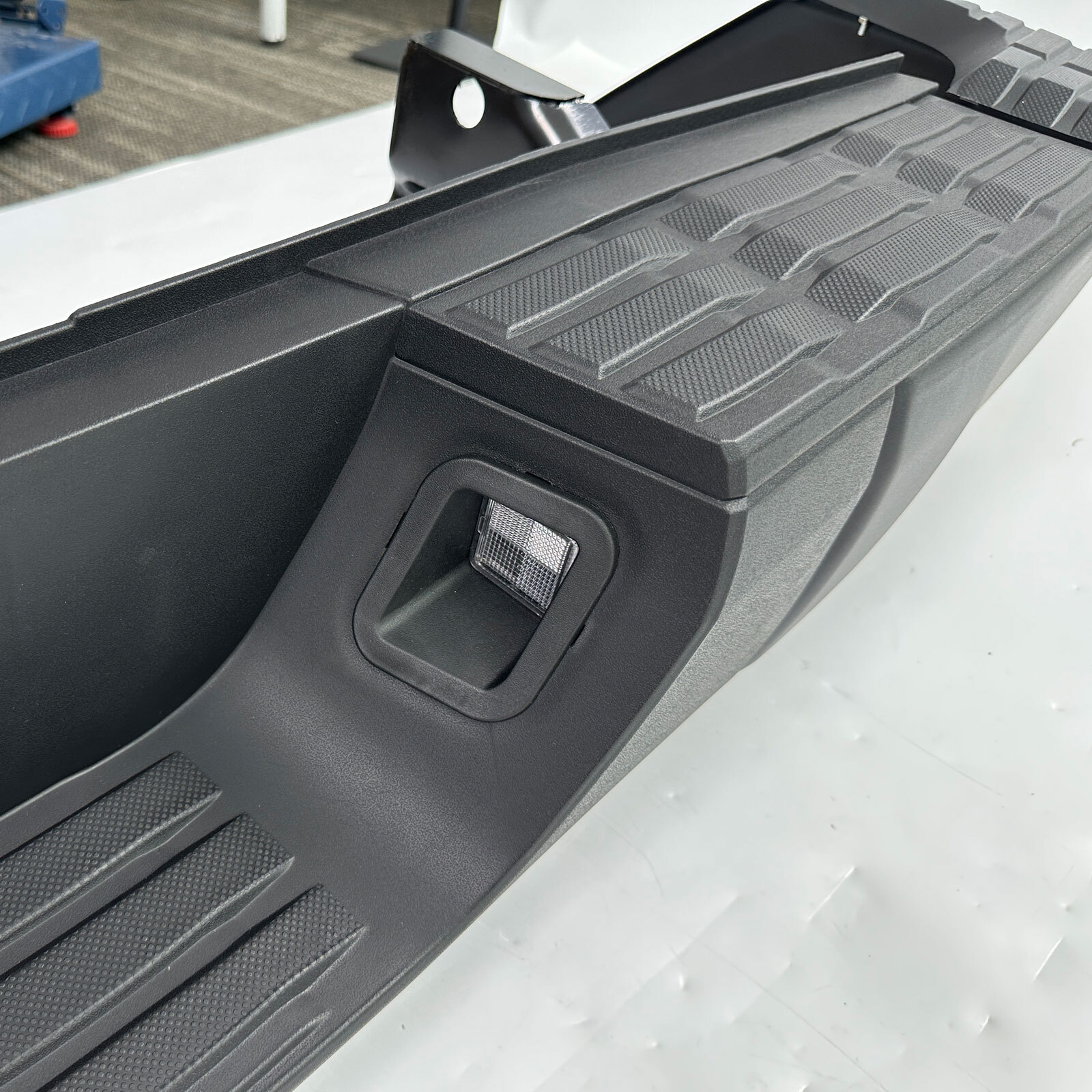 For Toyota Tundra 2014-2021 Rear Step Bumper New Black Steel Complete ...