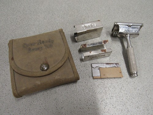 WW1 Era US Army Ever Ready Shaving Kit Razor Blade Holders One Blade ...