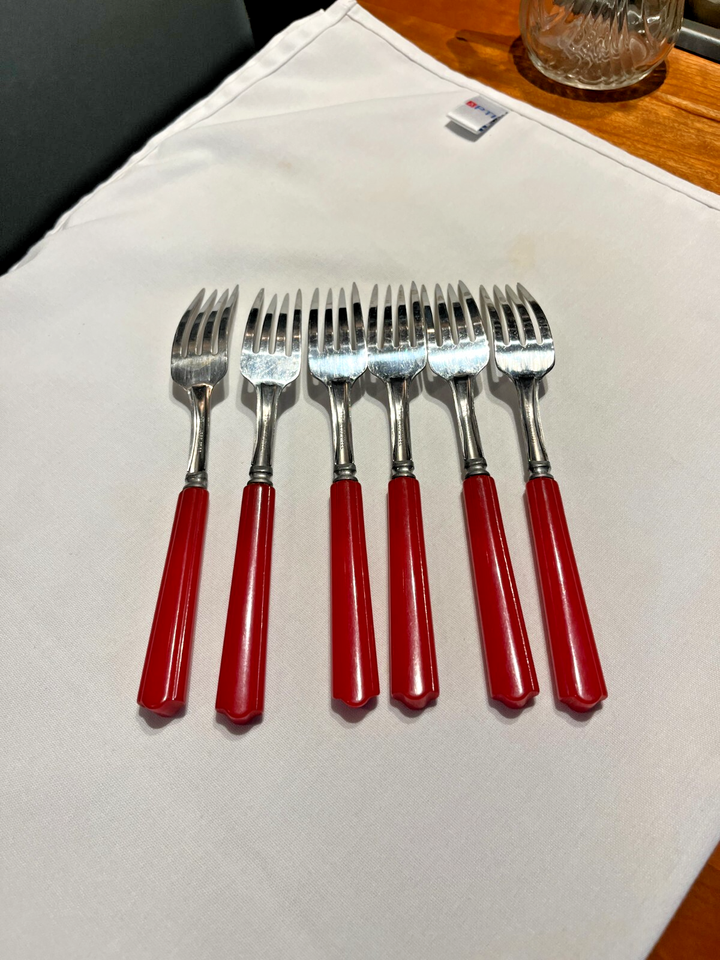 COOL! Vintage Mid Century MCM Red Handled Bakelite Silverware 6 Forks ...