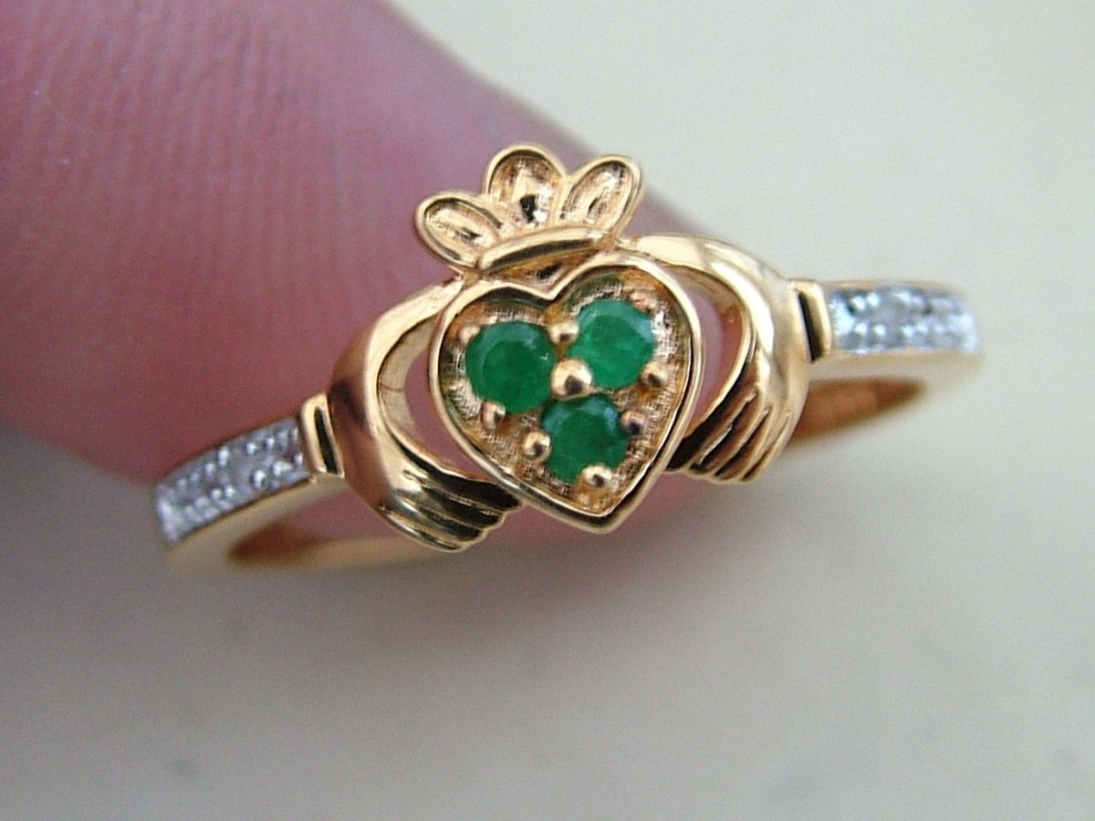 Anillo De Bodas Claddagh Para Hombres Anillo Abrazo En Plata Y Oro