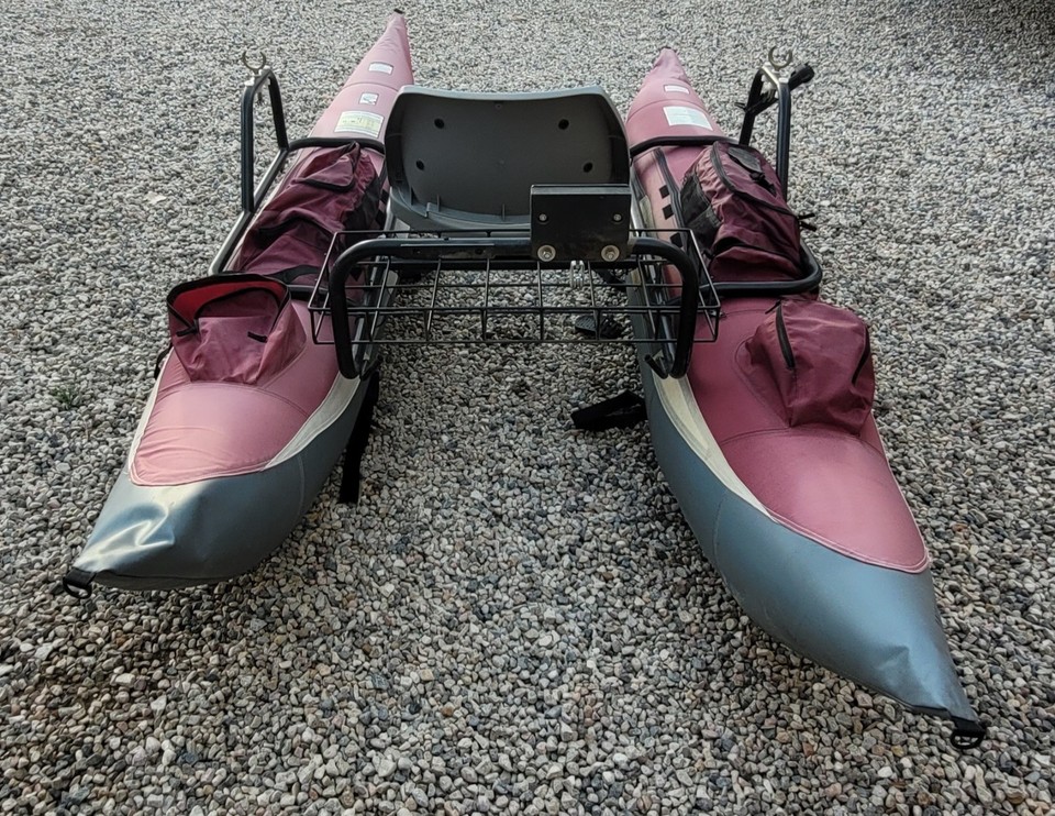 Wilderness Colorado Inflatable Pontoon Boat W/ Motor 1-Person Classic ...