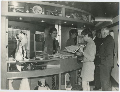 Le " Mistral 69 ", le train le plus luxueux d'Europe. Chemin de fer ...