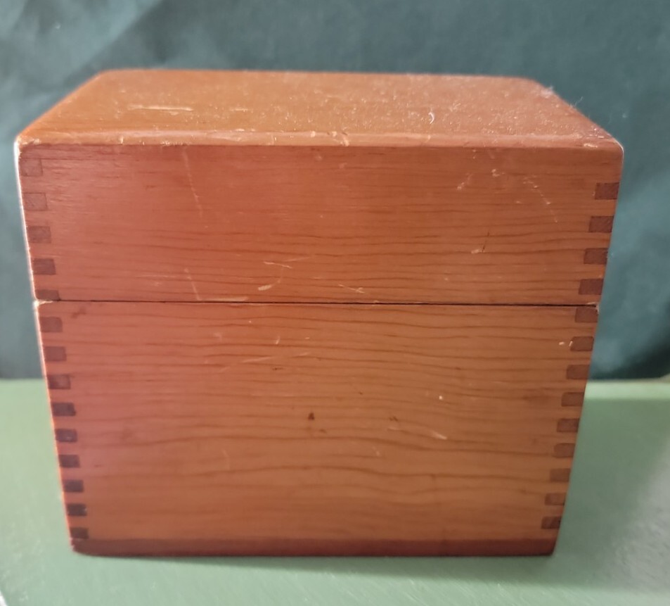 Vintage Dovetail Wooden Recipe Box (Antique Wooden Varnish Kitchen ...