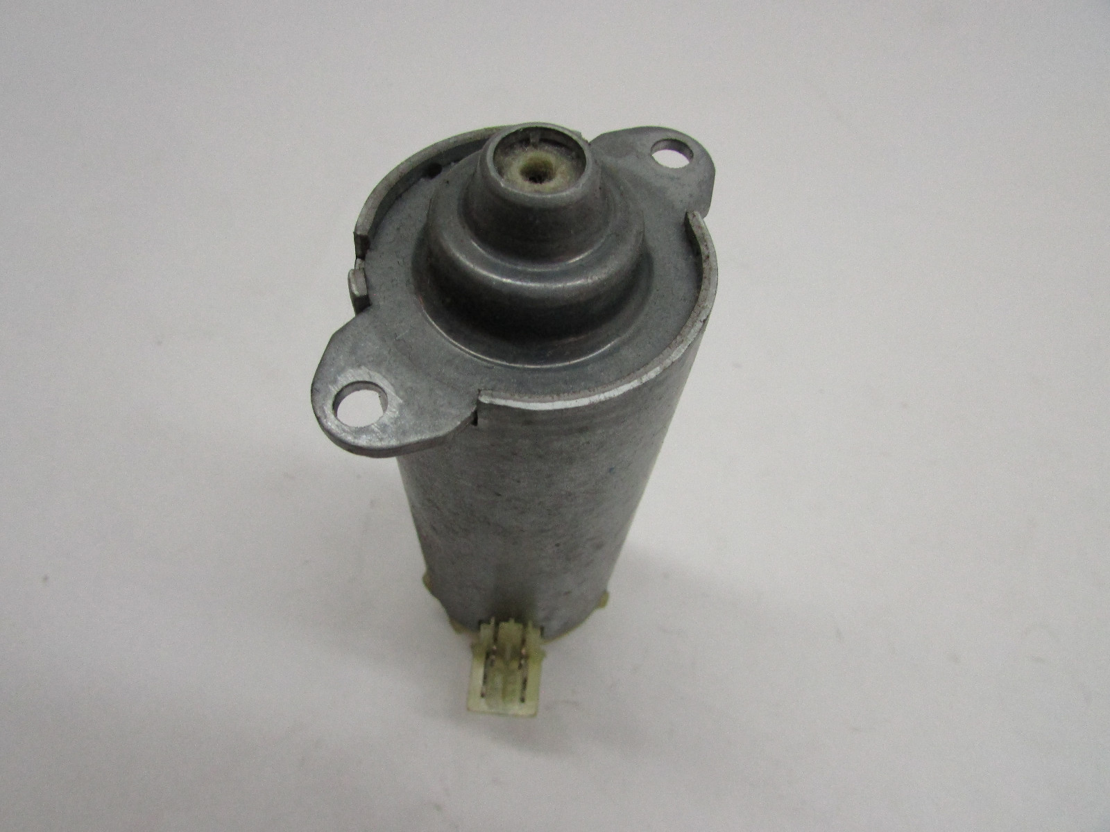 2005 AUDI A8 Q7 FRONT SEAT MOTOR 0 130 002 532 OEM 06 07 08 09 11 13 14 ...