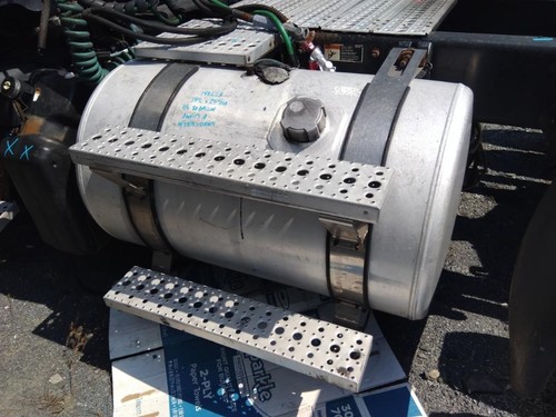 FREIGHTLINER CASCADIA 113 FUEL TANK 3811521 | eBay