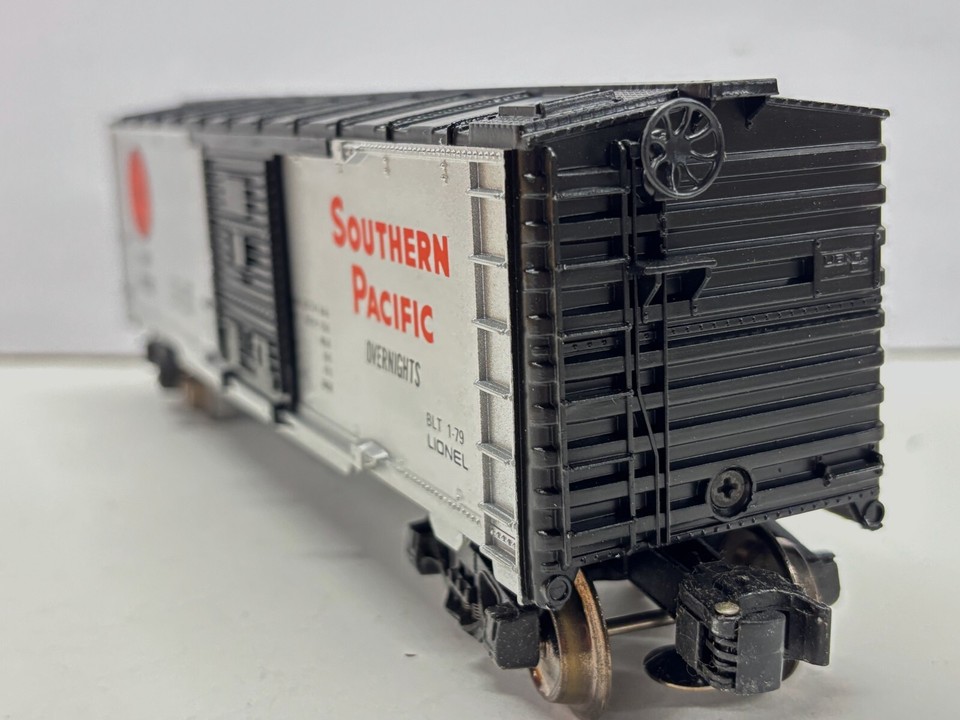 Lionel SP Southern Pacific Box Car. Limited Edition. 6-9732. Excellent ...