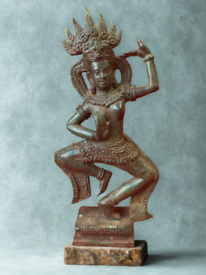 Statues - Khmer Cambodia