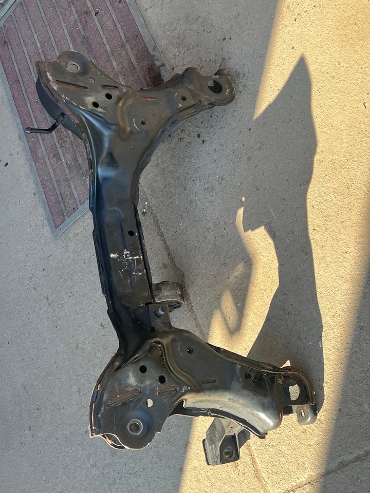 2005-2007 Ford Escape Front Subframe Crossmember Engine Cradle OEM ...