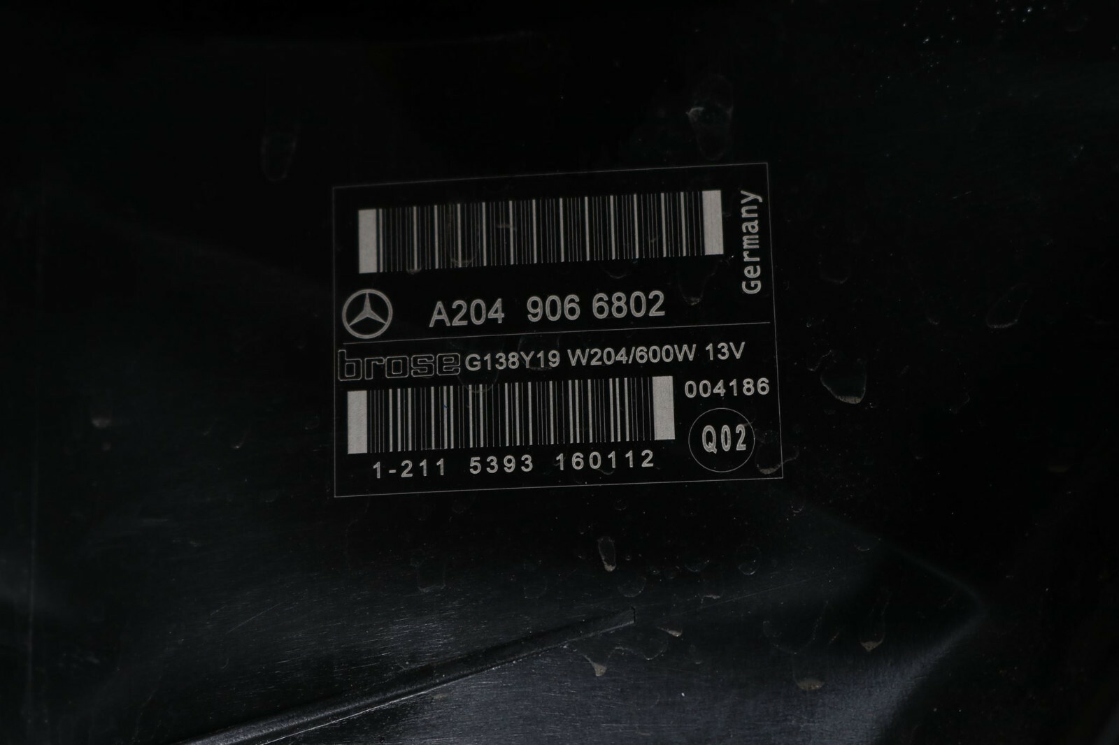 A2049066802 Fan 600W Radiator A2045003603 Mercedes W218 X218 C218 CLS ...