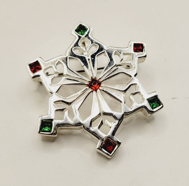 Vintage Christmas Brooch SNOWFLAKE Silver Two Tone Pi… - Gem