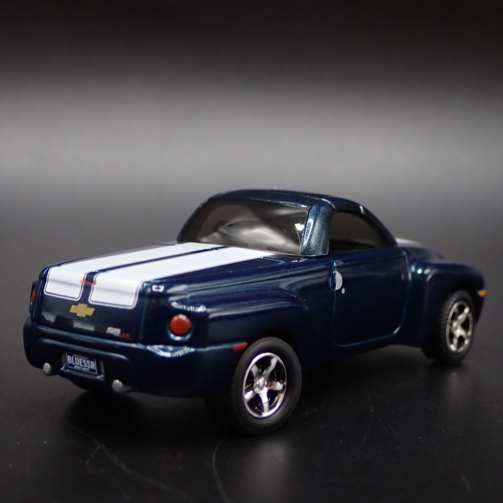2003-2006 CHEVY CHEVROLET SSR TRUCK RARE 1:64 SCALE DIORAMA DIECAST ...