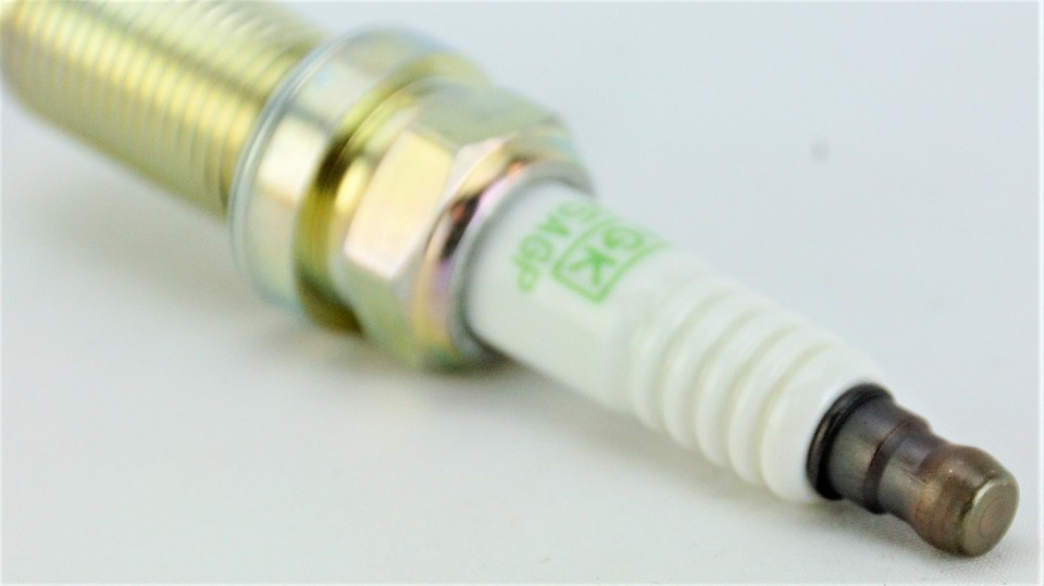 Set of 4 Genuine NGK 5018 Spark Plug G-Power LFR5AGP | eBay