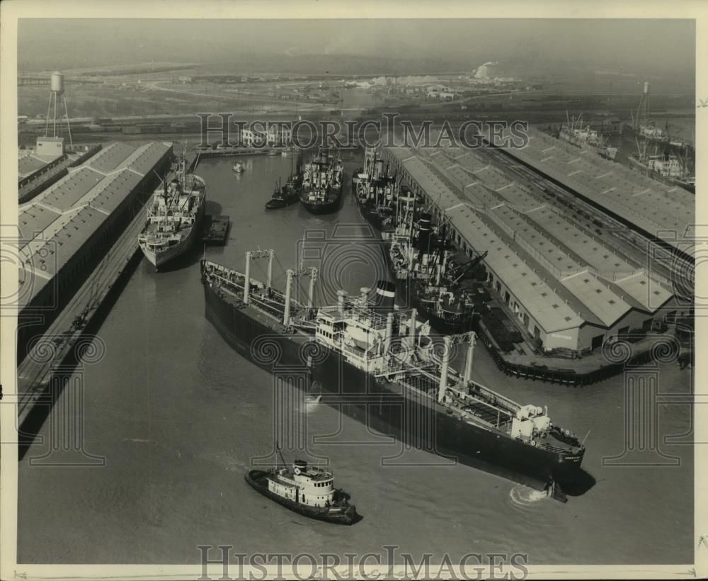 Press Photo Aerial view of Alabama State Docks in Mobile - amra05400 | eBay