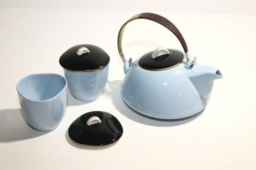 MCM Kokura Ware Toyo Toki Kaisha Light Blue Tea Set Teapot 2 Lidded ...