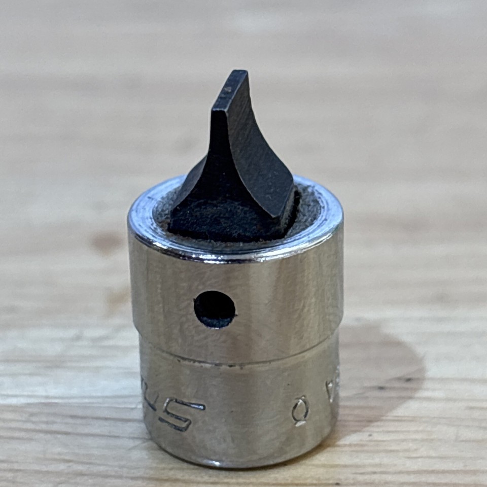 Snap On 1/4" Flat Slot Tip Short Stubby Bit Socket TM82 1/4" Drive ...