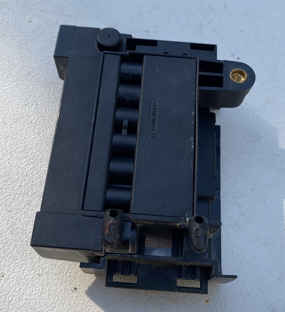 92-00 Mercedes SL320 SL500 SL600 TRUNK AREA SMALL FUSE RELAY BOX ...