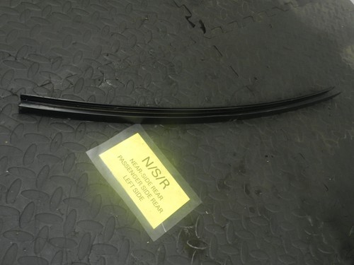 165. 2008 SAAB 9-3 VECTOR. PASSENGER SIDE REAR DOOR WINDOW RUNNER GUIDE ...
