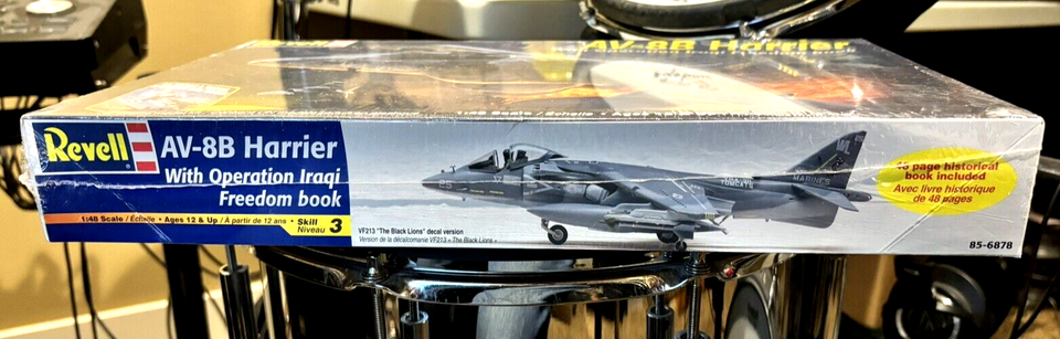 Revell 1/48 Scale AV-8B Harrier Operation Iraq Airplane Model Kit ...