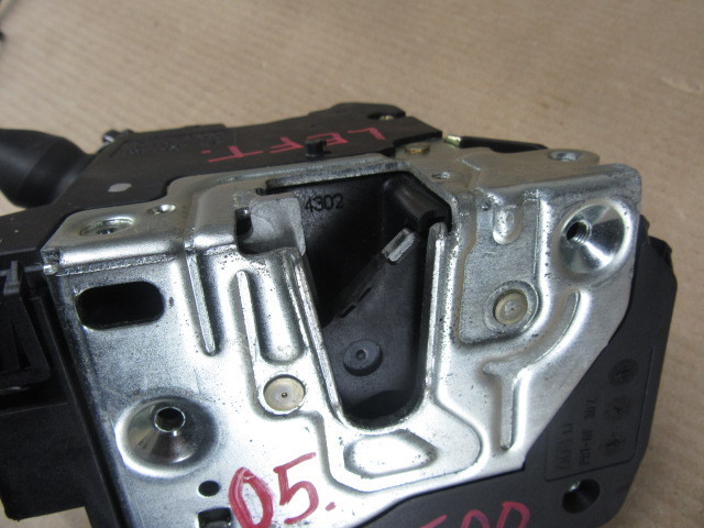 MERCEDES 2097200135 W209 CLK Driver Door Lock Latch System OEM Clk500 ...