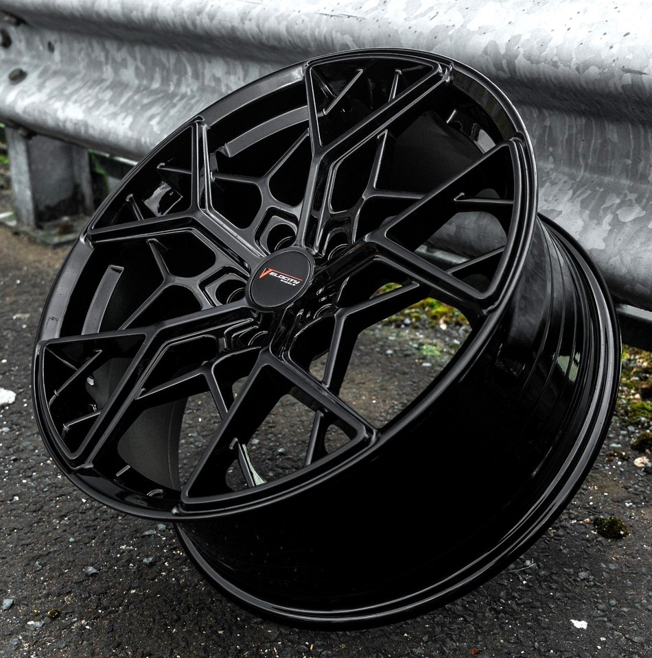 18" SKODA OCTAVIA 2005-2026 VELOCITY VC4 GLOSS BLACK 8J ALLOY WHEELS ...