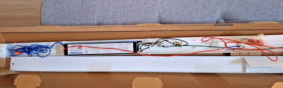 2 Lithonia Lighting 36 inch 1-Bulb Strip Light Fixtures T8/120V | eBay