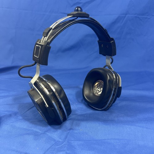 Koss JCK / 200-S Kordless Infrared Digital Ready Headphones Powers On ...