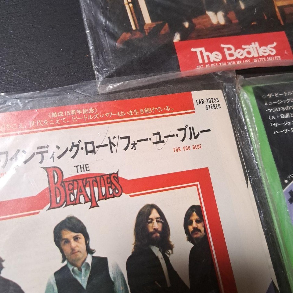 The Beatles 30 Singles Box Set Limited Edition Vinyl Records Collection ...