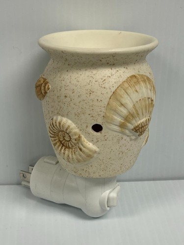 Scentsy SEASHELLS Wall Plug Wax Warmer RETIRED Sea Shell | eBay
