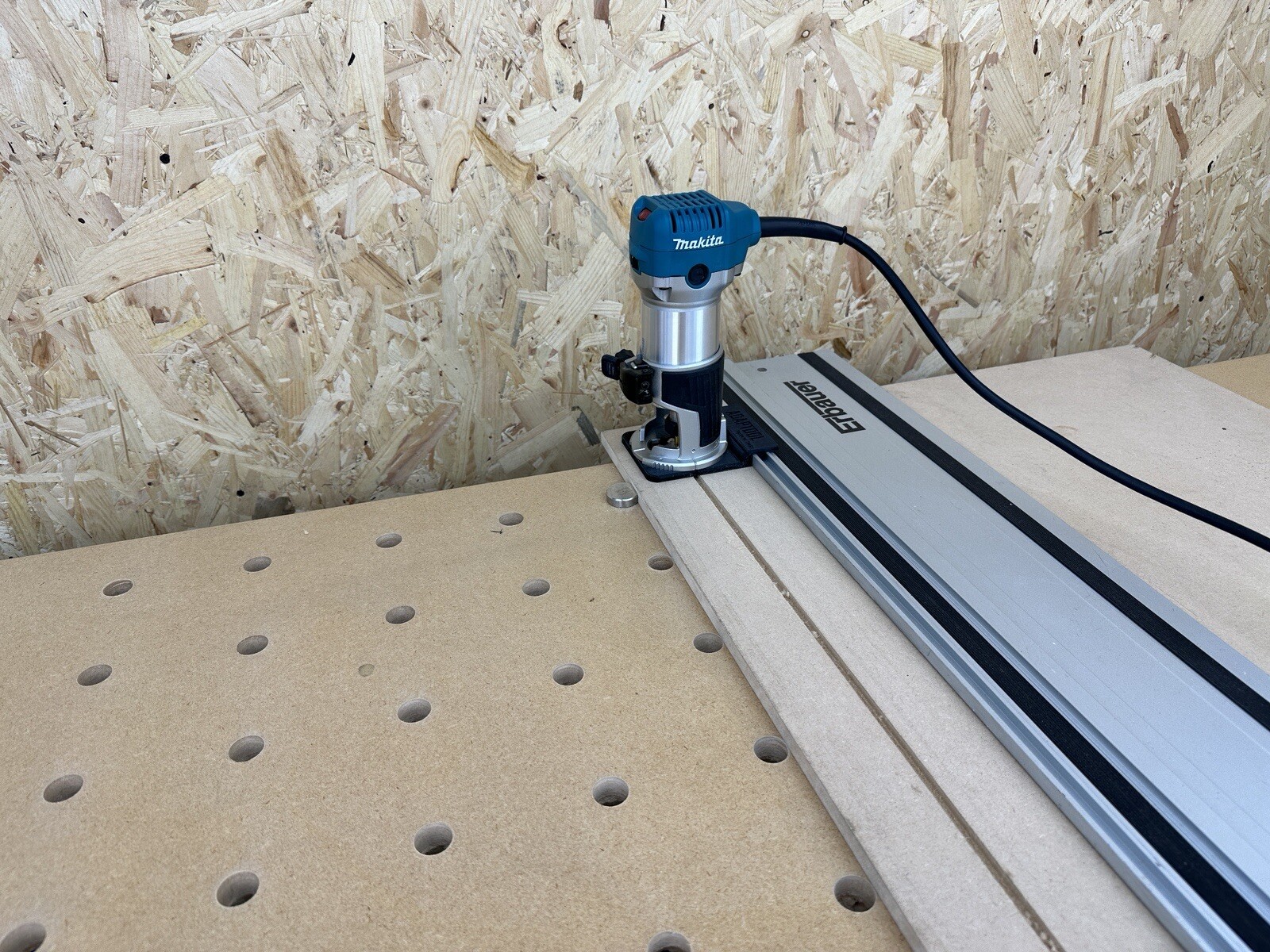 Makita RT0700CX Router Trimmer Adapter To Erbauer Guide Rail Track ...