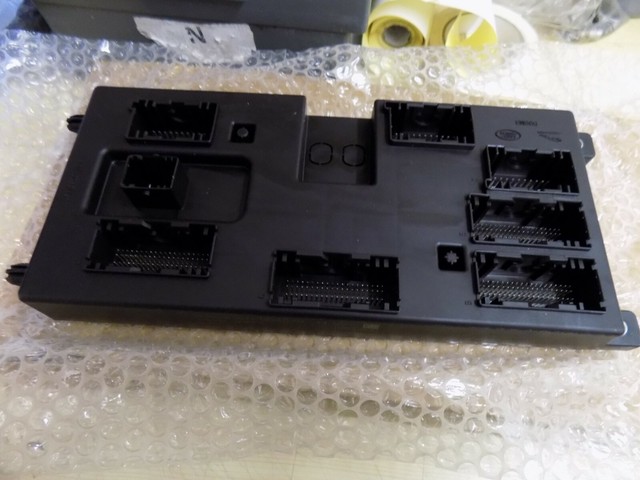 Genuine Jaguar XF 2016 Onwards Body Control Module T2H21199 for sale ...