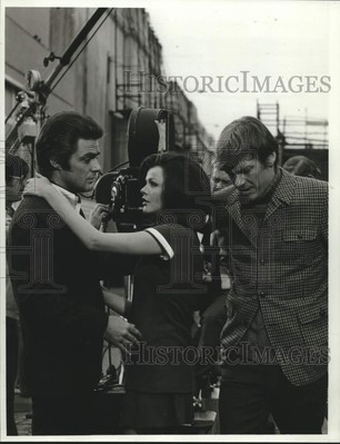Press Photo Stephen Oliver, Karen Jensen & Peter Haskell on Bracken's ...